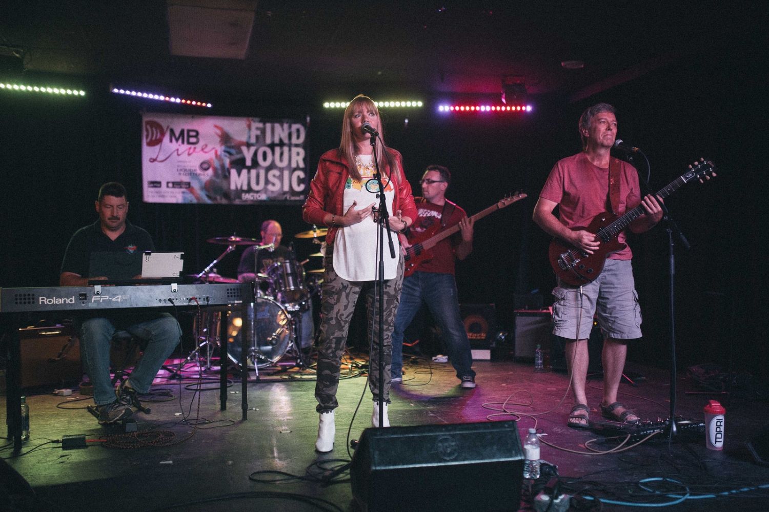 Red Rose Red – Red Rose Red is organic music